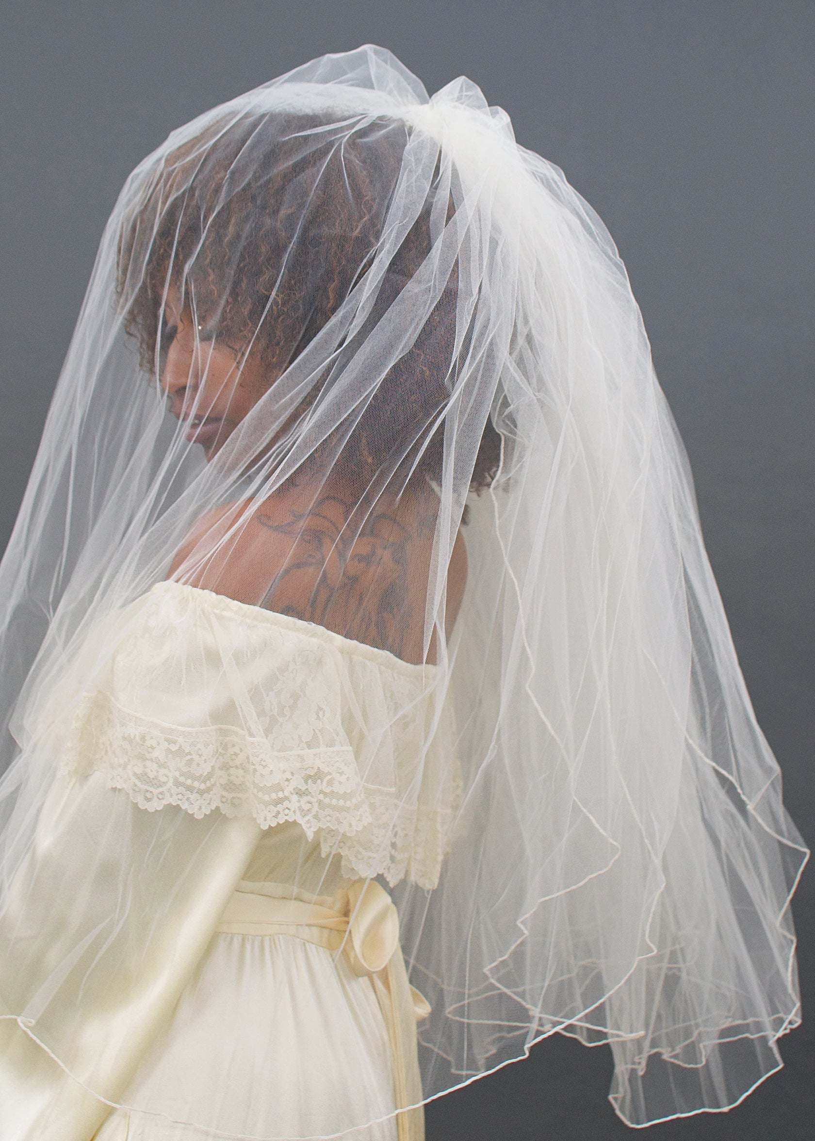 Hannah Three Tier Ivory Veil – ShopJemme